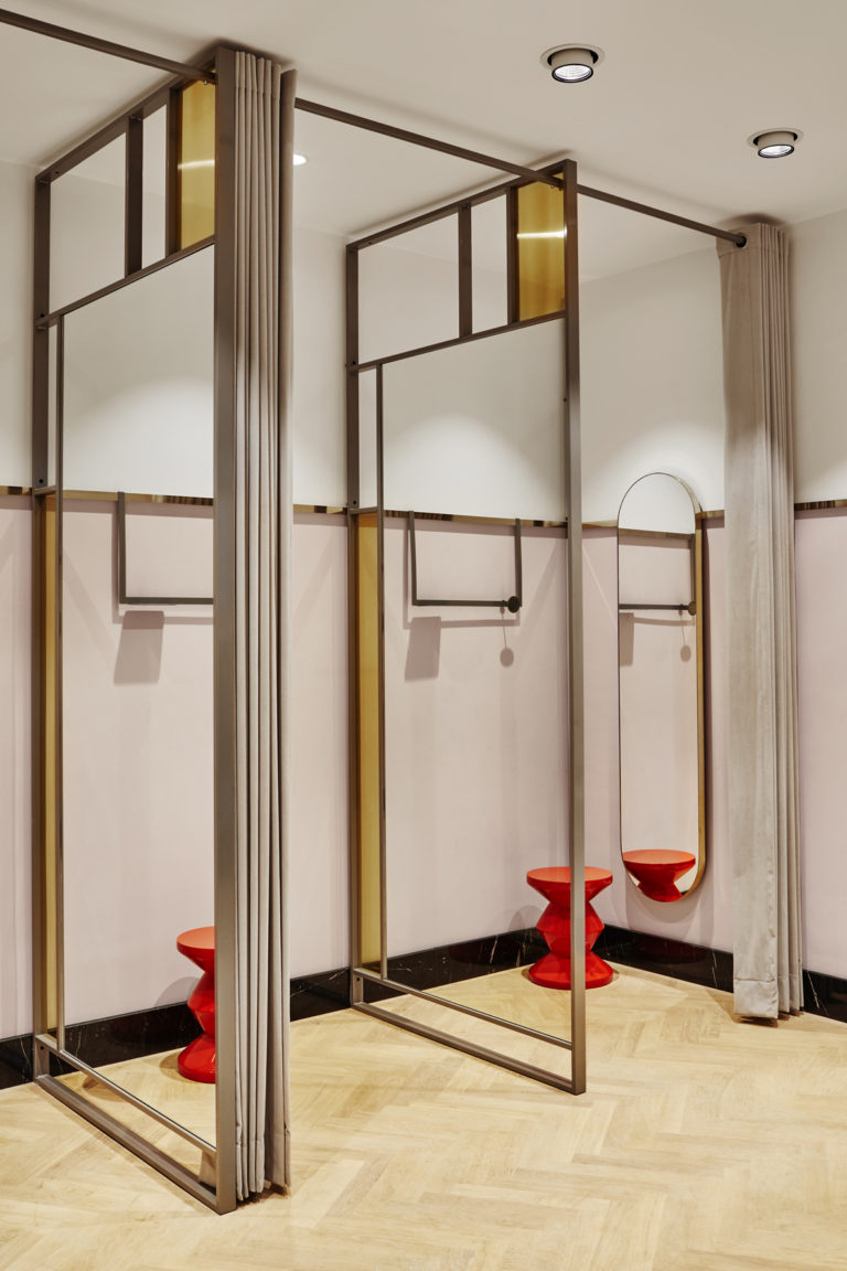 VEVS Interior Design - DE RODE WINKEL