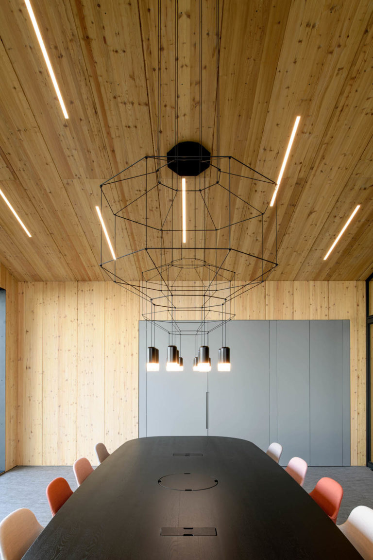 VEVS Interior Design - DTI GROUP OFFICE